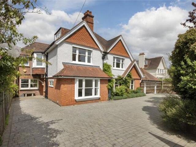 6 Bedroom House Tunbridge Wells Kent LS98377608