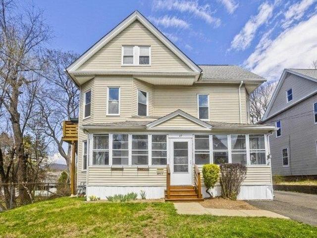 6 bedroom, Holyoke MA 01040 LS102922539