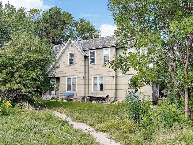 6 Bedroom Home for Rent at 911 E River Pkwy, Minneapolis, MN 55414 Prospect Park