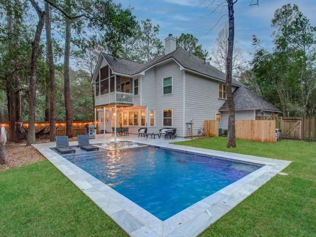 6 Bedroom Home for Rent at 19 Alden Glen Ct #NA, The Woodlands, TX 77382 Alden Bridge