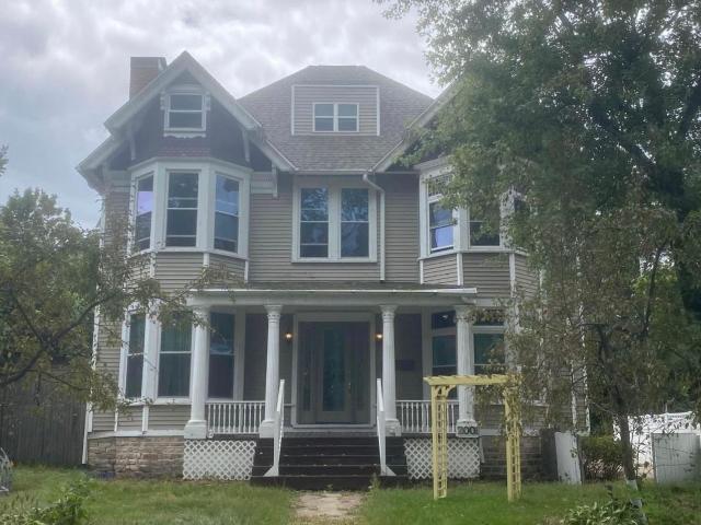 6 Bedroom Home for Rent at 2001 Main St, Stevens Point, WI 54481