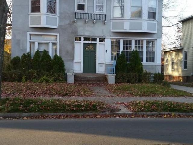 6 Bedroom Home for Rent at 216 Dwight St, New Haven, CT 06511 Dwight