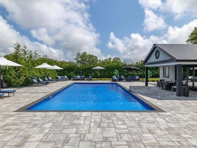 6 bedroom, Hauppauge NY 11788 104904448