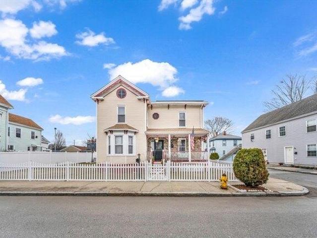 6 bedroom, Haverhill MA 01832 LS102583821