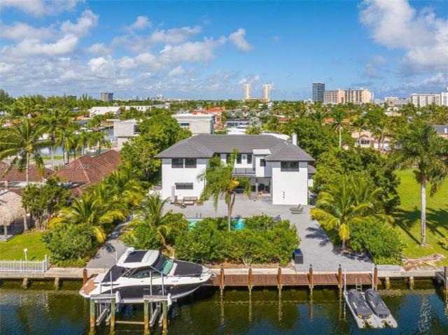 6 bedroom, Hallandale Beach FL FL 33009 101828802