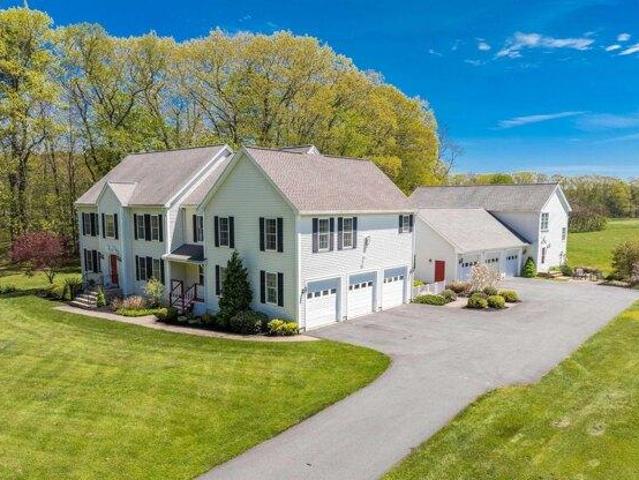 6 bedroom, Hampton Falls NH 03844 LS102564055