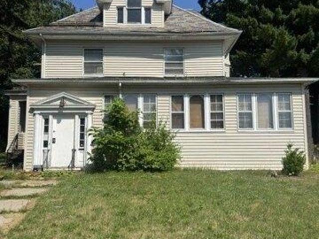 6 bedroom, Hartford CT 06112 105143396
