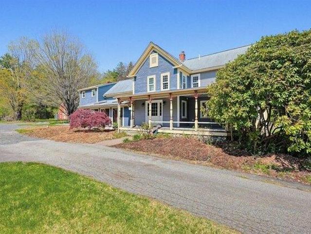 6 bedroom, Hudson MA 01749 102342748