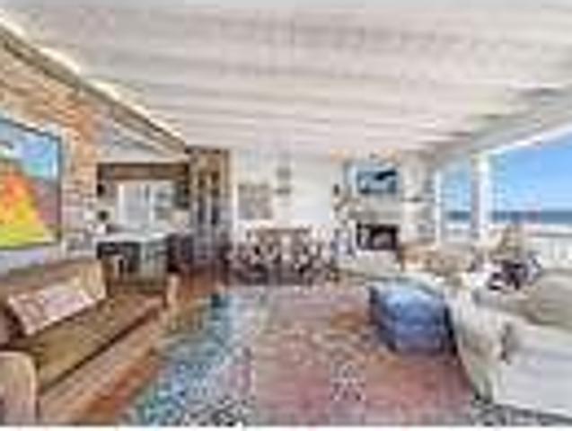 6 bedroom in Newport Beach CA 92663