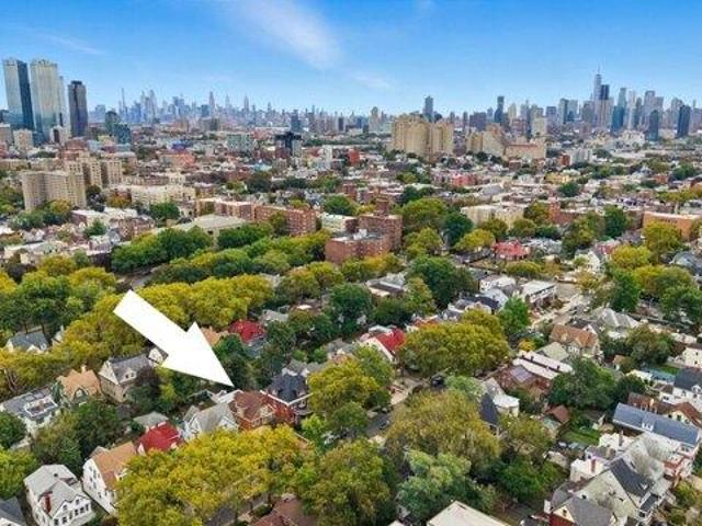 6 bedroom, Jersey City NJ 07304 102254356