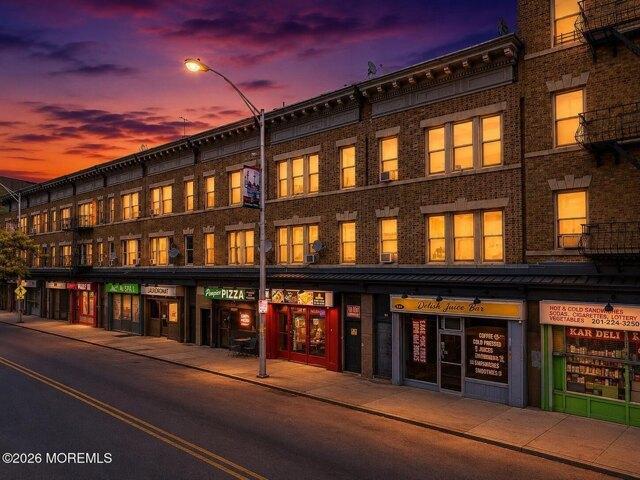 6 bedroom, Jersey City NJ 07306 104604590