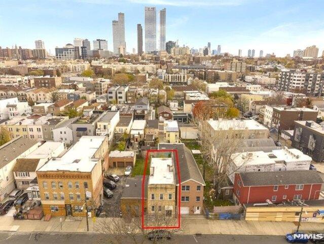 6 bedroom, Jersey City NJ 07306 103186728