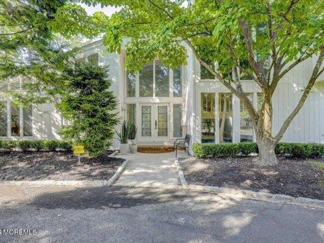 6 bedroom, Oakhurst NJ 07755 104853057