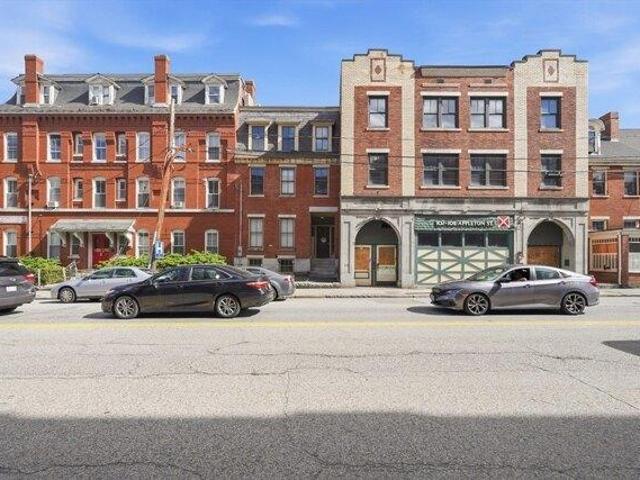 6 bedroom, Lowell MA 01852 104604451