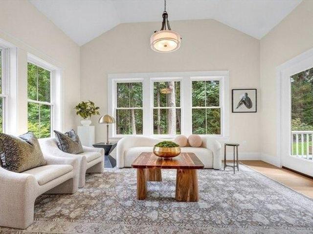 6 bedroom, Lexington MA 02420 105058905