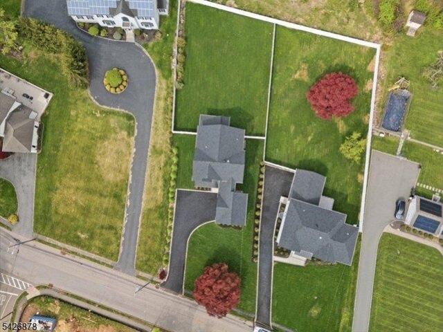 6 bedroom, Livingston NJ 07039 105126314