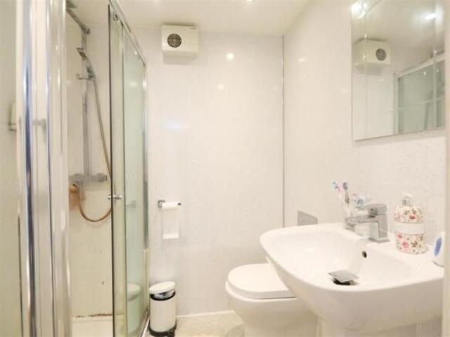 6 bedroom link detached house for sale in Brook Street, York, YO31