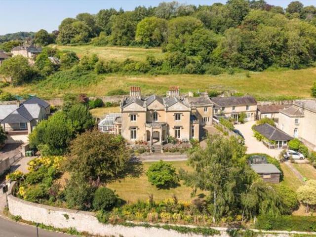 6 bedroom link detached house for sale in Lyncombe Hill, Bath, Somerset BA2