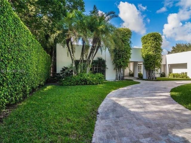 6 bedroom luxury Villa for rent in Miami, Florida