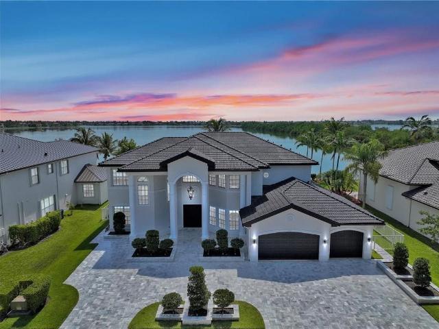 6 bedroom luxury Villa for rent in Miramar, United States