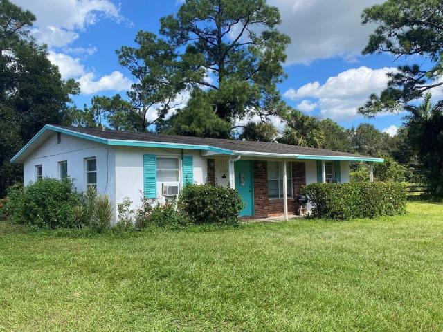 2 bedroom luxury Villa for rent in Loxahatchee Groves, United States