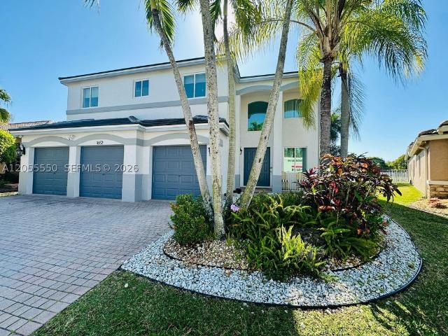 6 bedroom luxury Villa for rent in Weston, United States