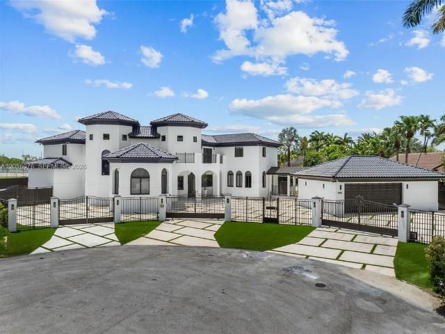 6 bedroom luxury Villa for sale in Miami, Florida