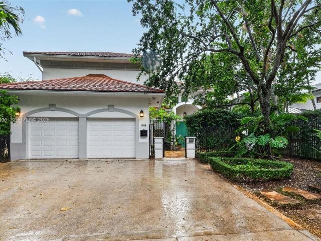 6 bedroom luxury Villa for sale in Miami, Florida