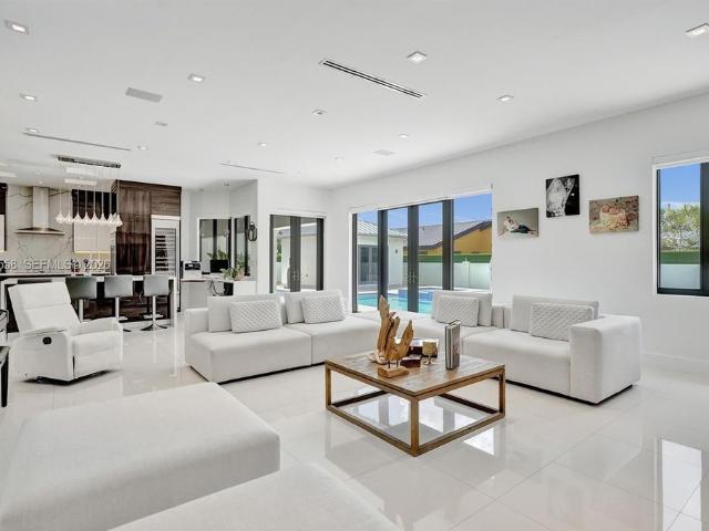 6 bedroom luxury Villa for sale in Miami, United States