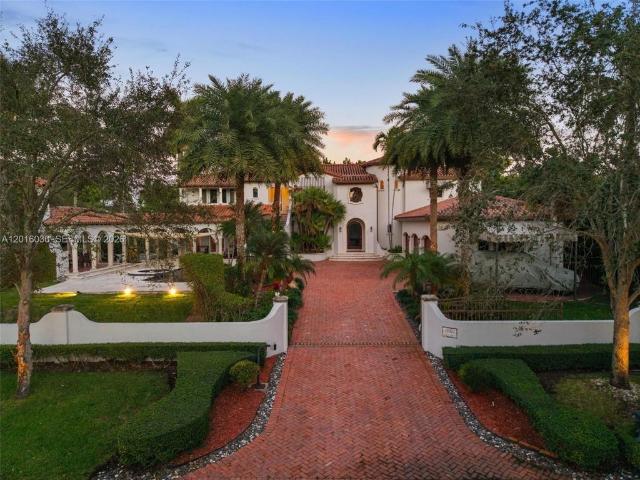 6 bedroom luxury Villa for sale in Coral Gables, Florida