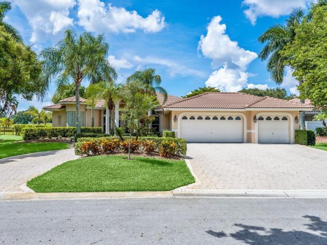 6 bedroom luxury Villa for sale in Coral Springs, Florida