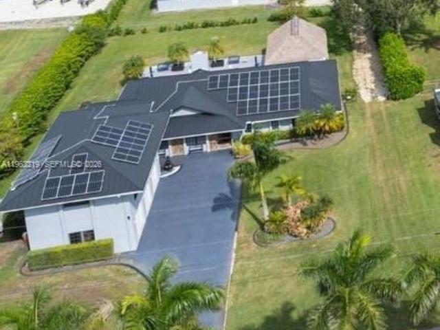 6 bedroom luxury Villa for sale in Davie, Florida