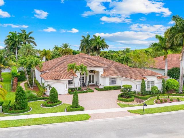 6 bedroom luxury Villa for sale in Davie, Florida