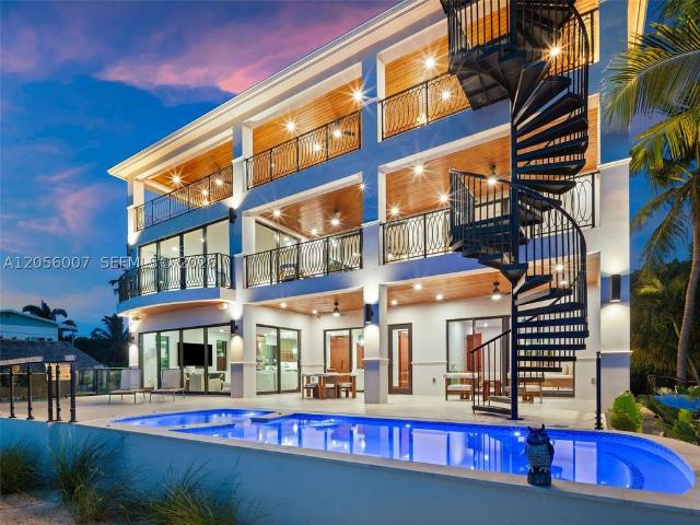 6 bedroom luxury Villa for sale in Islamorada, United States