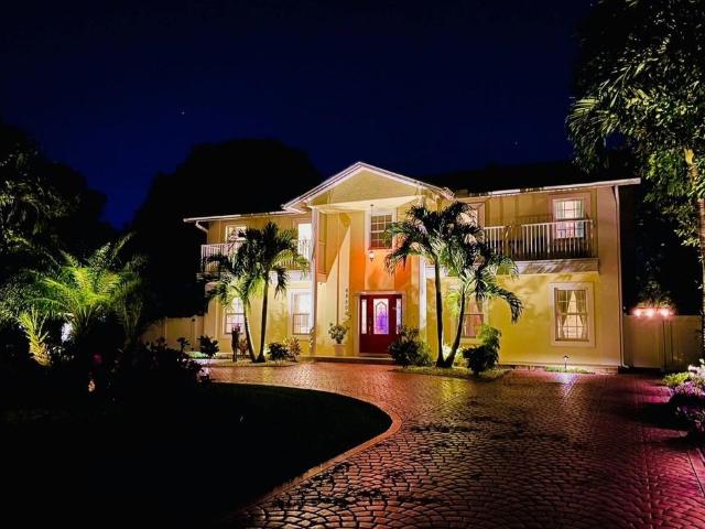 6 bedroom luxury Villa for sale in Lake Worth, Florida
