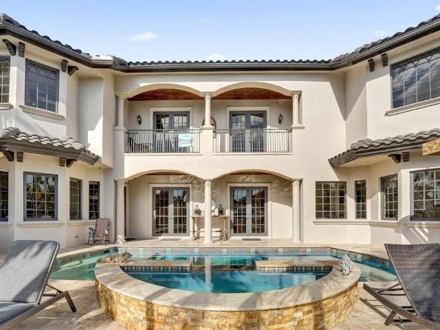 6 bedroom luxury Villa for sale in Lighthouse PT, Florida
