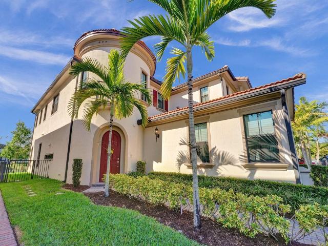 6 bedroom luxury Villa for sale in Parkland, Florida
