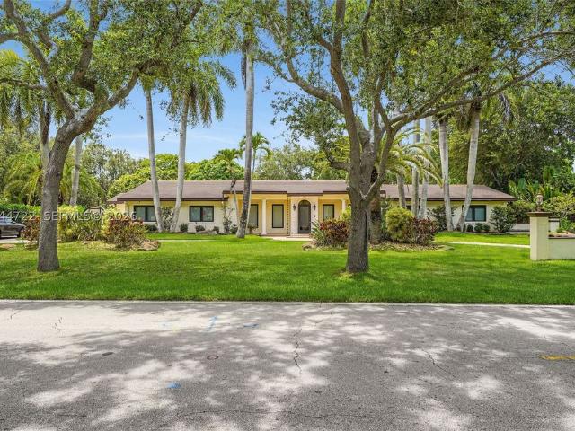 6 bedroom luxury Villa for sale in Pinecrest, United States