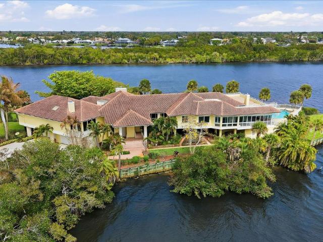 6 bedroom luxury Villa for sale in Port Saint Lucie, Florida