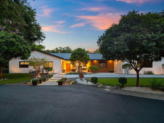 6 bedroom luxury Villa for sale in Southwest Ranches, Florida