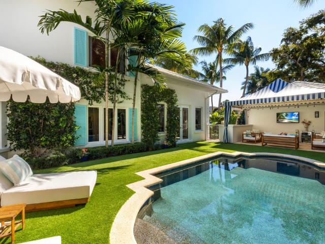 6 bedroom luxury Villa for sale in West Palm Beach, Florida