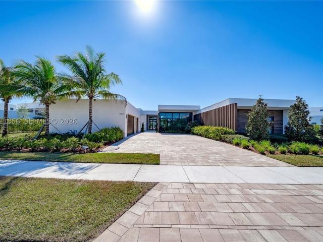 6 bedroom luxury Villa for sale in Weston, Florida