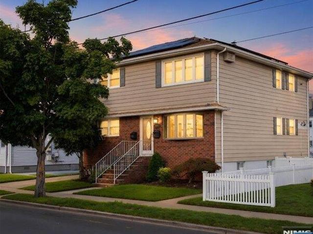6 bedroom, Lyndhurst NJ 07071 105124218