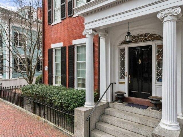 6 bedroom, m MA 01970 LS103074274