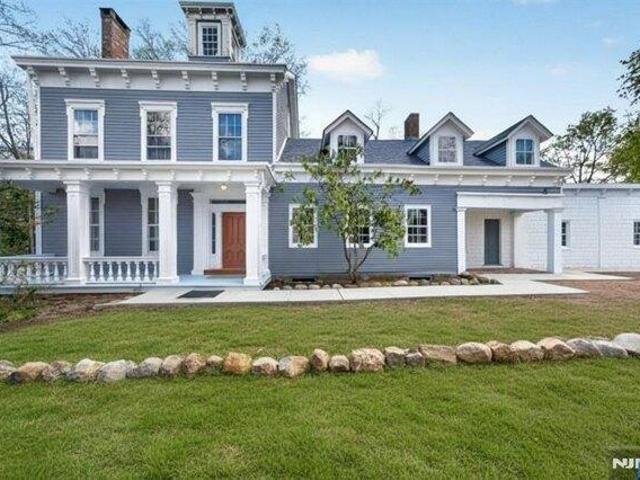 6 bedroom, Mahwah NJ 07430 102776382