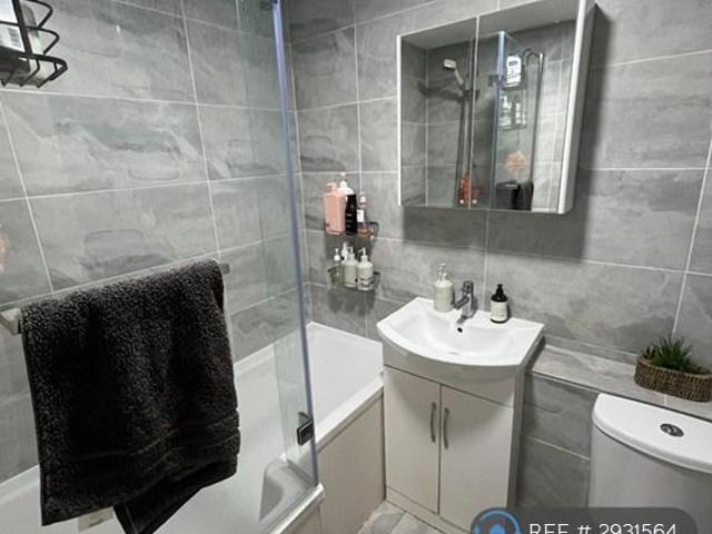 6 bedroom maisonette to rent
