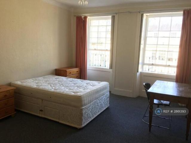 6 bedroom maisonette for rent in Burlington Street, Bath, BA1