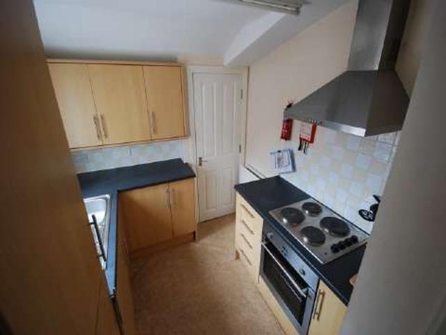 6 Bedroom Maisonette Flat