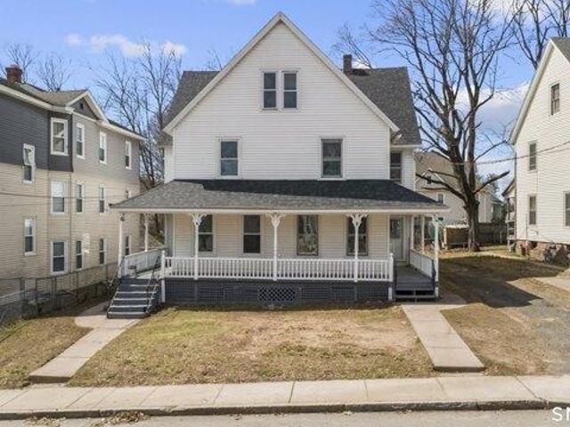 6 bedroom, Manchester CT 06040 101999740
