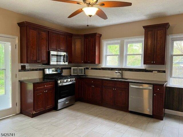 6 bedroom, Manville NJ 08835 102562614